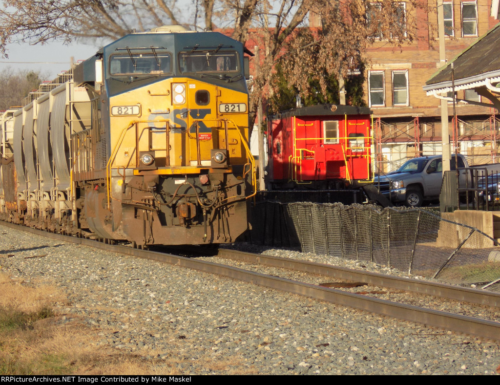 CSX 821